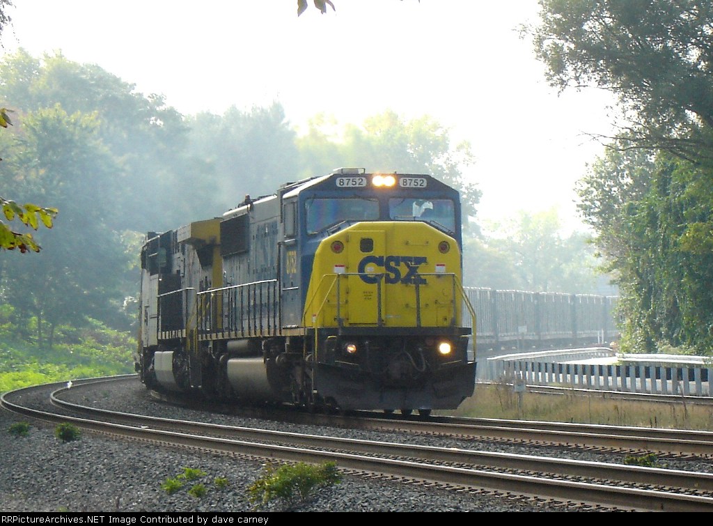 CSX 8752